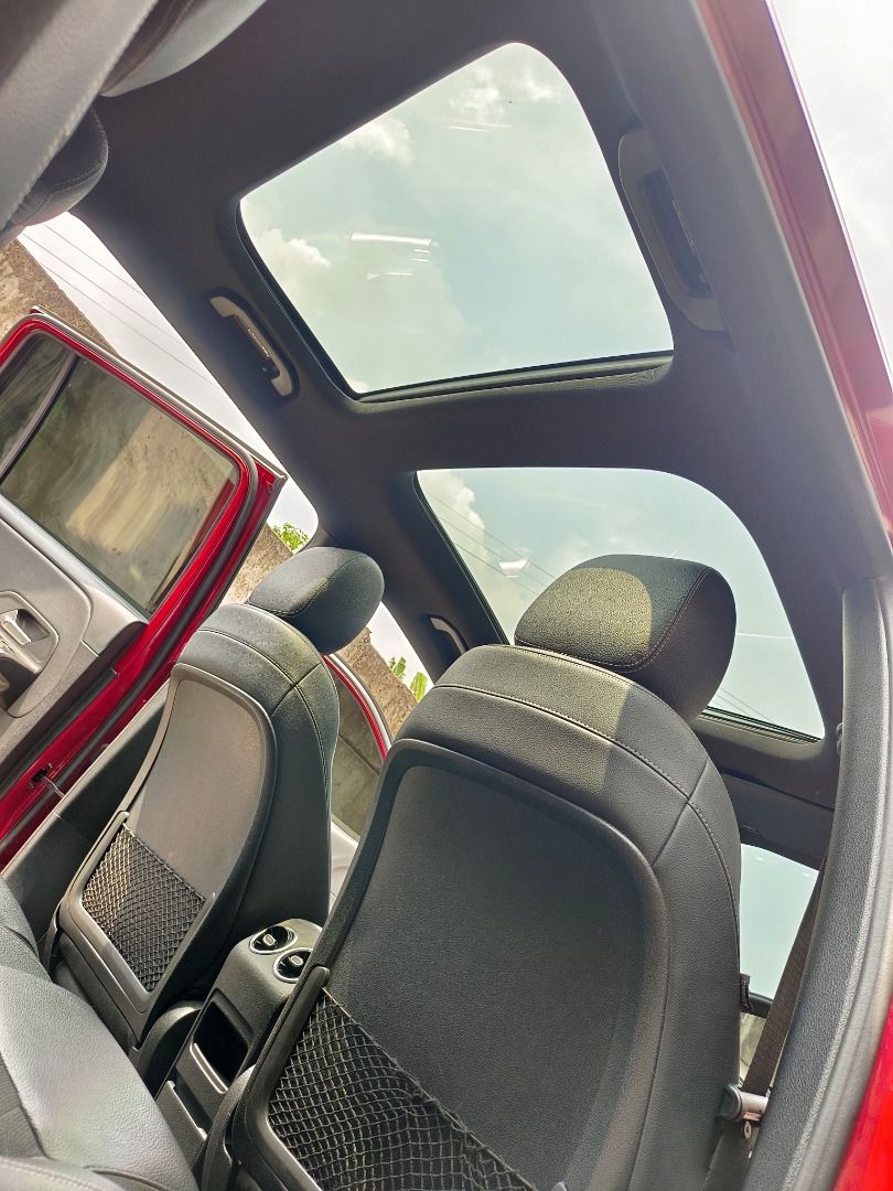 Mercedes Benz Mercy GLB200 Panoramic 2021 / 2020 GLB 200 Merah Sunroof ...