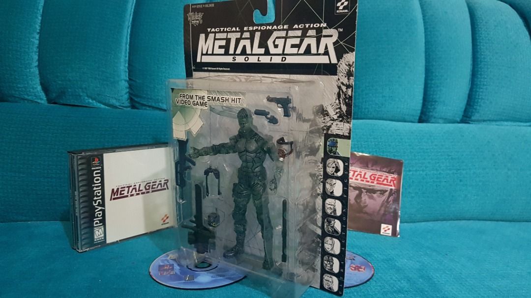 Metal Gear Solid - "Solid Snake "(Stealth Edition), Hobbies & Toys ...
