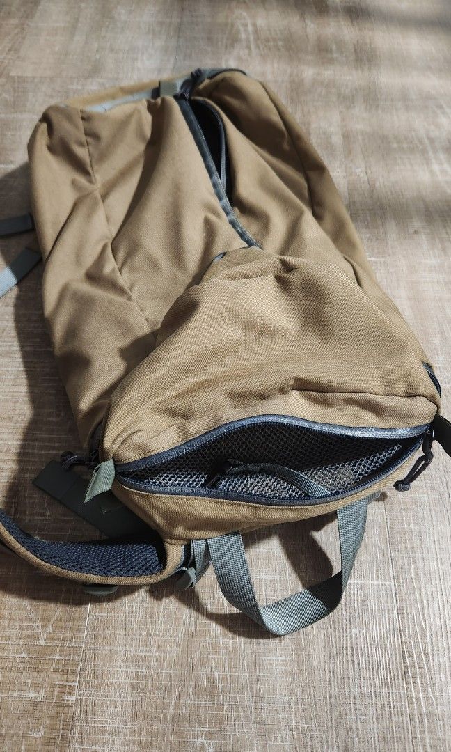 Mystery Ranch Backpack, Men's Fashion, Bags, Backpacks on Carousell