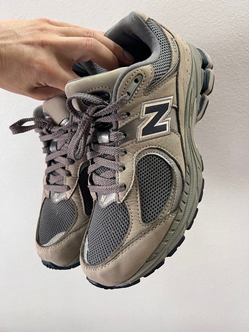 New Balance 2002R OG COLOR SIZE US 8, Men's Fashion, Footwear, Sneakers ...