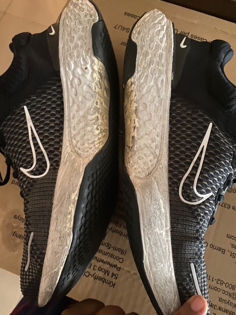 Nike Invincible 2 - US 12, Men's Fashion, Footwear, Sneakers on Carousell