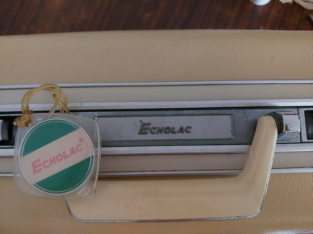 Old Vintage Echolac hardcase luggage with wheelers, Hobbies & Toys ...