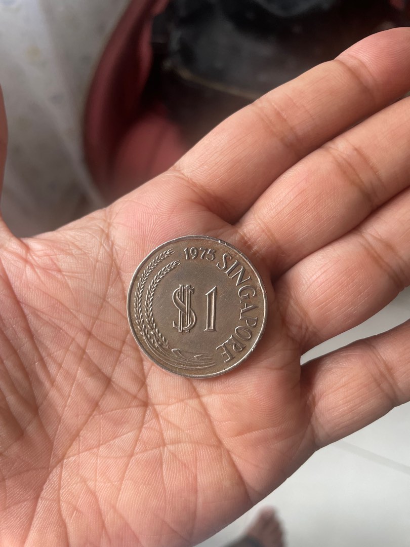1975 Singapore Old one dollar coin, Hobbies & Toys, Memorabilia ...