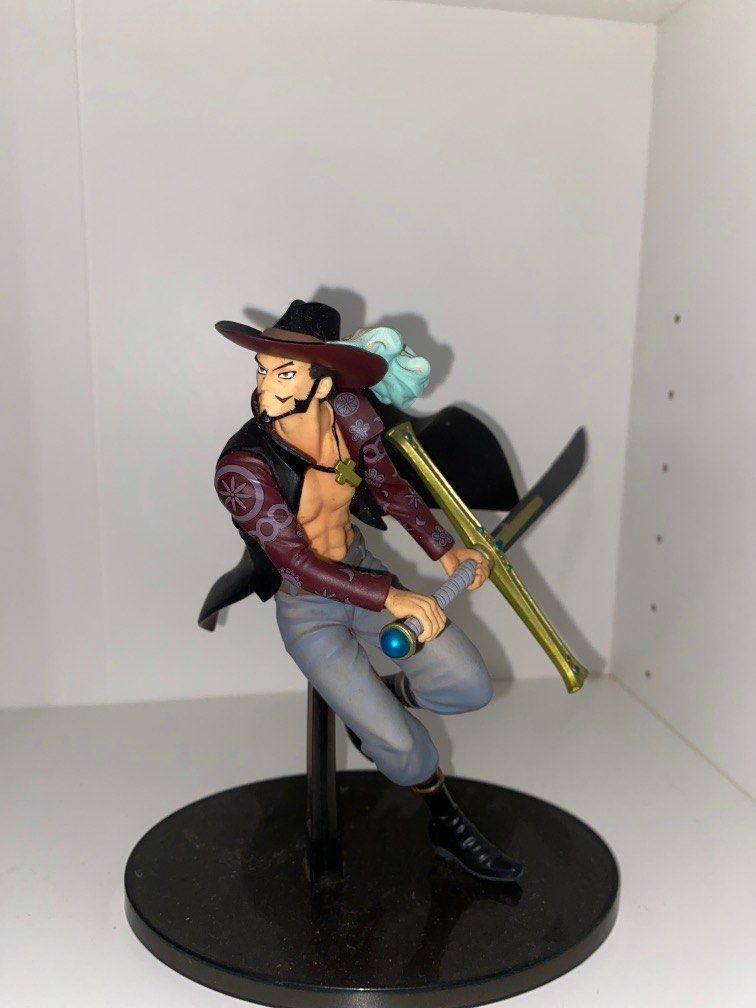 One piece Mihawk, Hobbies & Toys, Toys & Games on Carousell