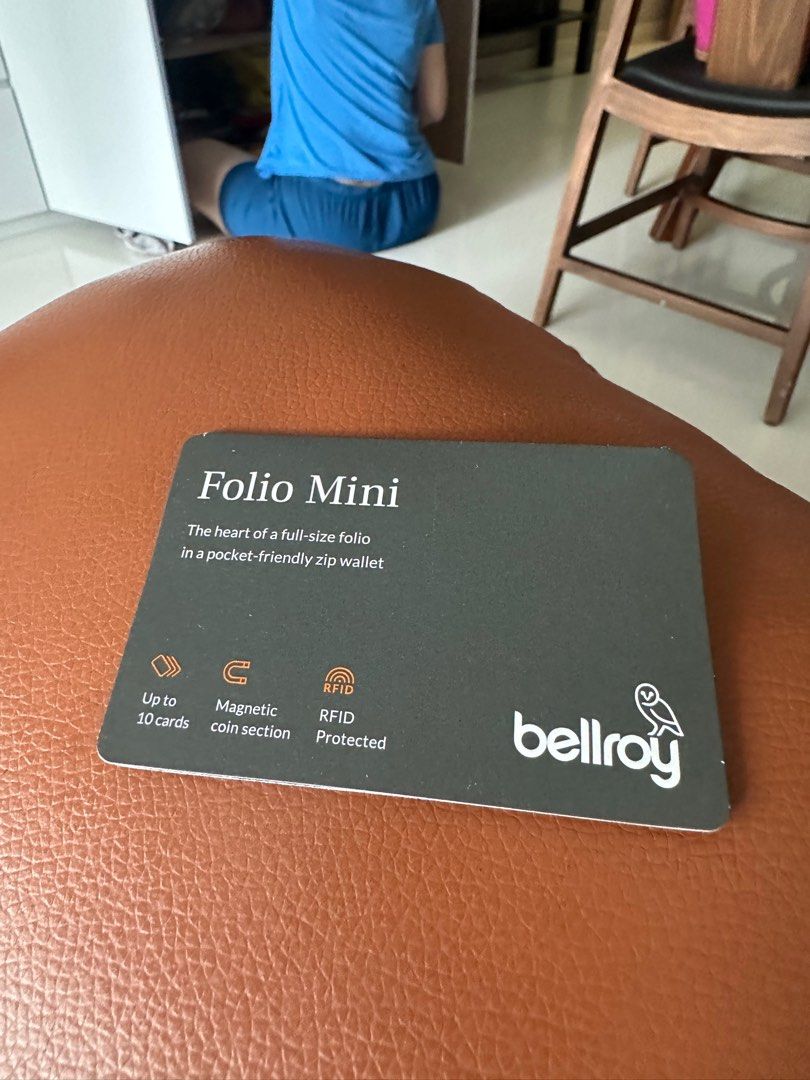 Original Bellroy folio mini, Luxury, Bags & Wallets on Carousell