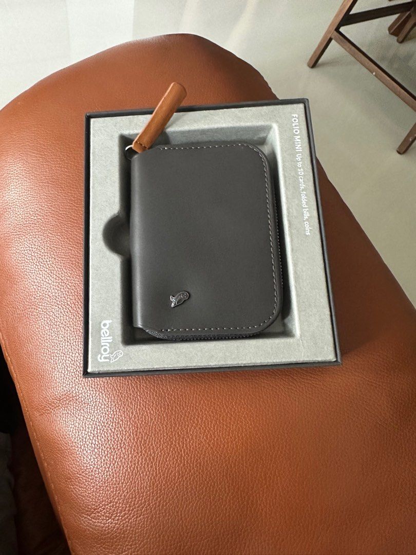 Original Bellroy folio mini, Luxury, Bags & Wallets on Carousell