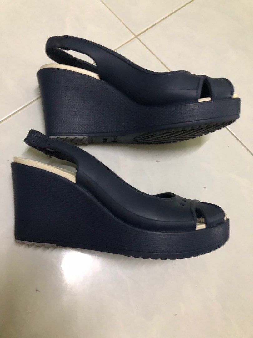 Original Crocs wedges, Women's Fashion, Footwear, Wedges on Carousell