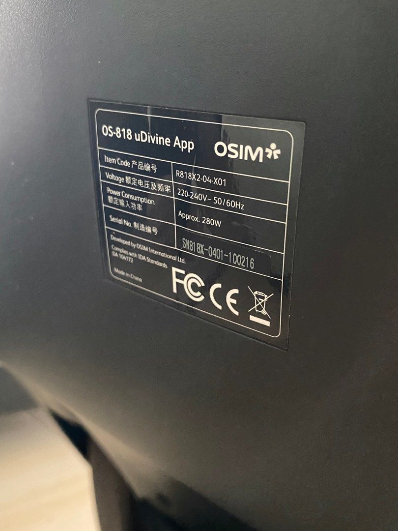 Osim uDivine OS-818 massage chair, Health & Nutrition, Massage Devices ...