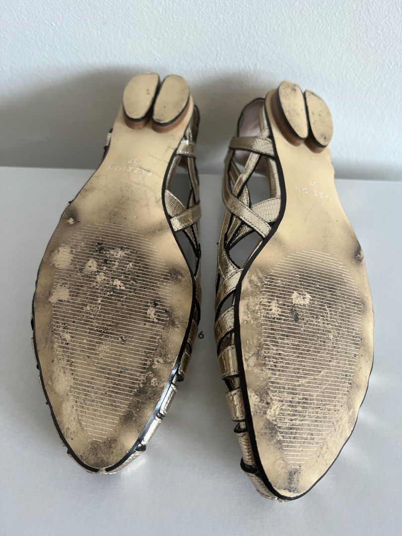 Pazzion shoes, Women's Fashion, Footwear, Flats on Carousell