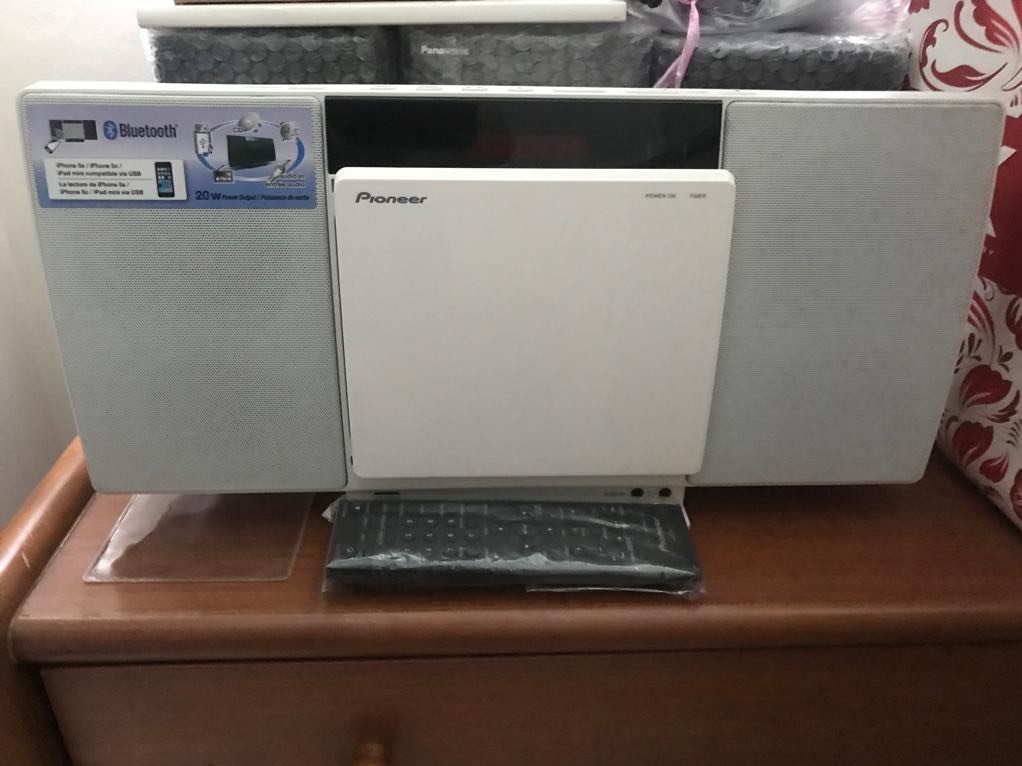 Pioneer Slim Micro System Radio / CD / Bluetooth Player, Audio ...
