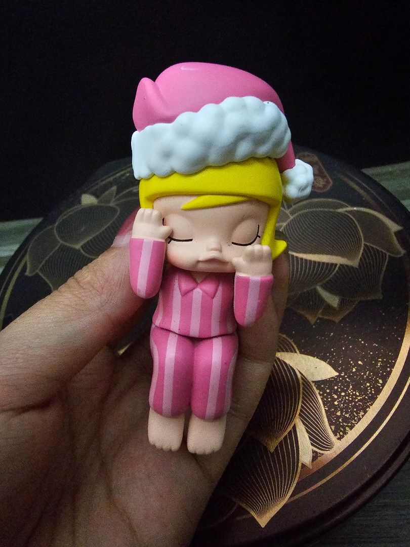 Pop Mart x KennysWork One Day of Molly Sweet Dream Figure, Hobbies ...