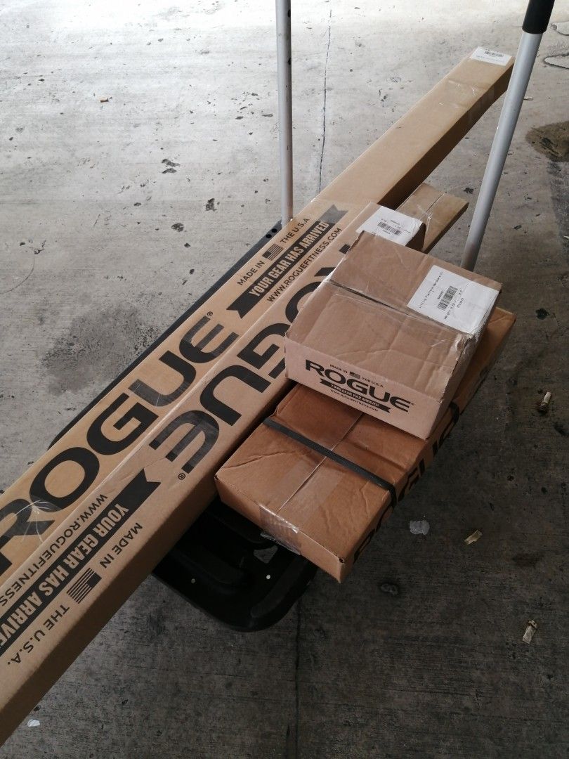 ROGUE Deadlift Platform BN READY STOCK, Sports Equipment, Exercise ...