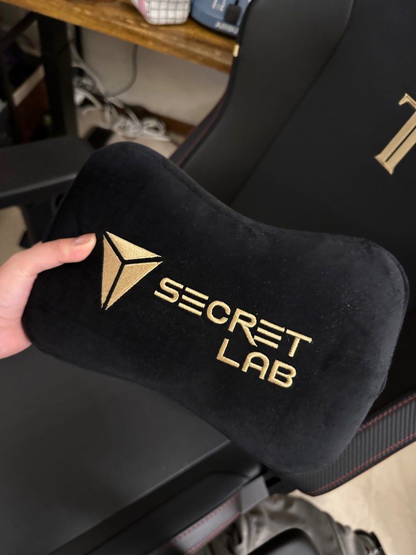 Secret Lab Gaming Chair, Furniture & Home Living, Furniture, Chairs on ...