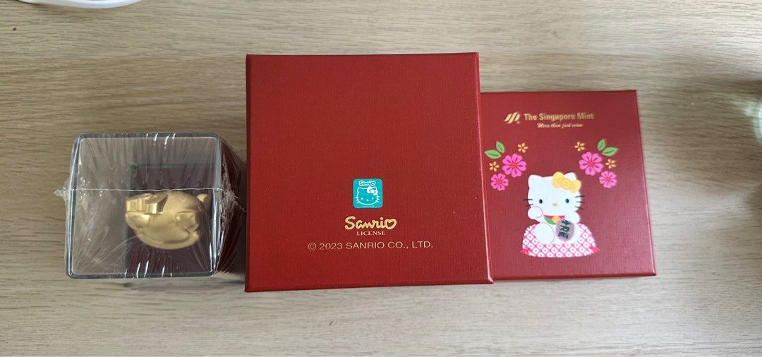 Singapore Mint Hello Kitty, Hobbies & Toys, Memorabilia & Collectibles ...