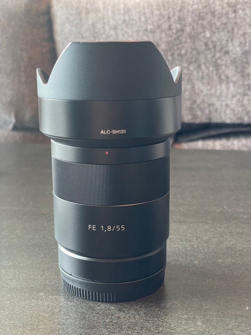 Sony 55mm f1.8 SEL55F18Z, Photography, Lens & Kits on Carousell