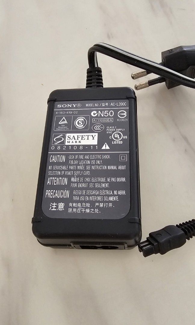 Sony power adapter AC-L200C for charging Camcorder battery, Photography ...