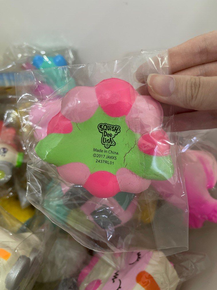 Squishy licensed squish dee lish flower, Toys & Collectibles, Mainan di ...