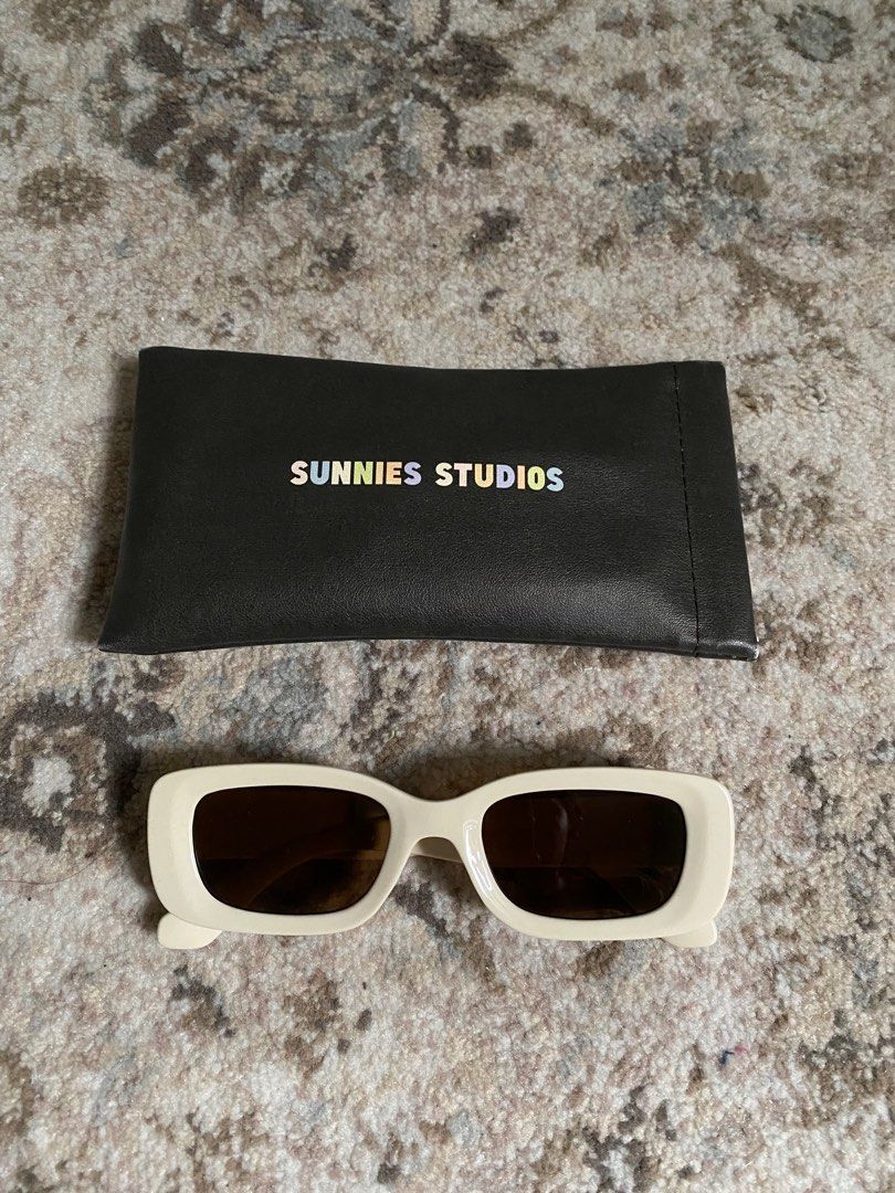 Sunnies Studios Domino, Women's Fashion, Watches & Accessories ...