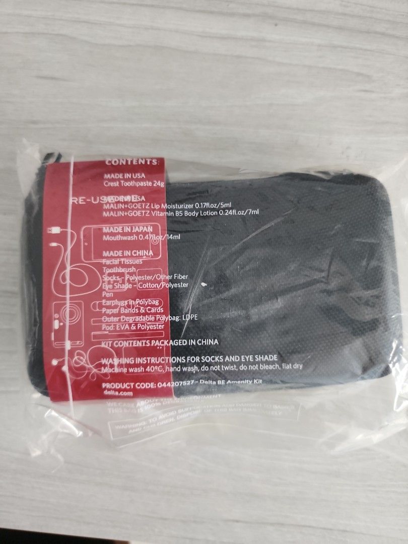 Tumi Amenity kit Black only, Men's Fashion, Bags, Belt bags, Clutches ...