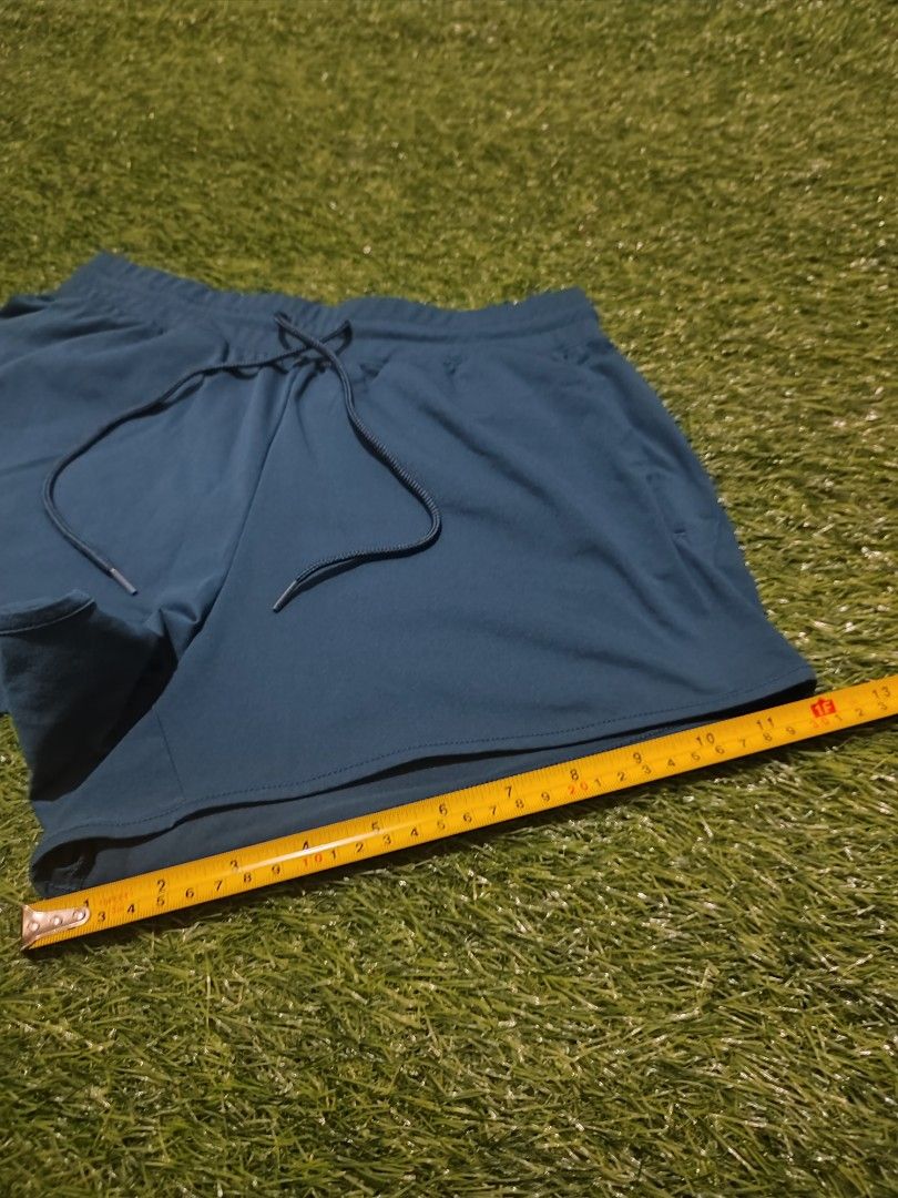 UNIQLO RUNNING SHORT, Women's Fashion, Bottoms, Shorts on Carousell