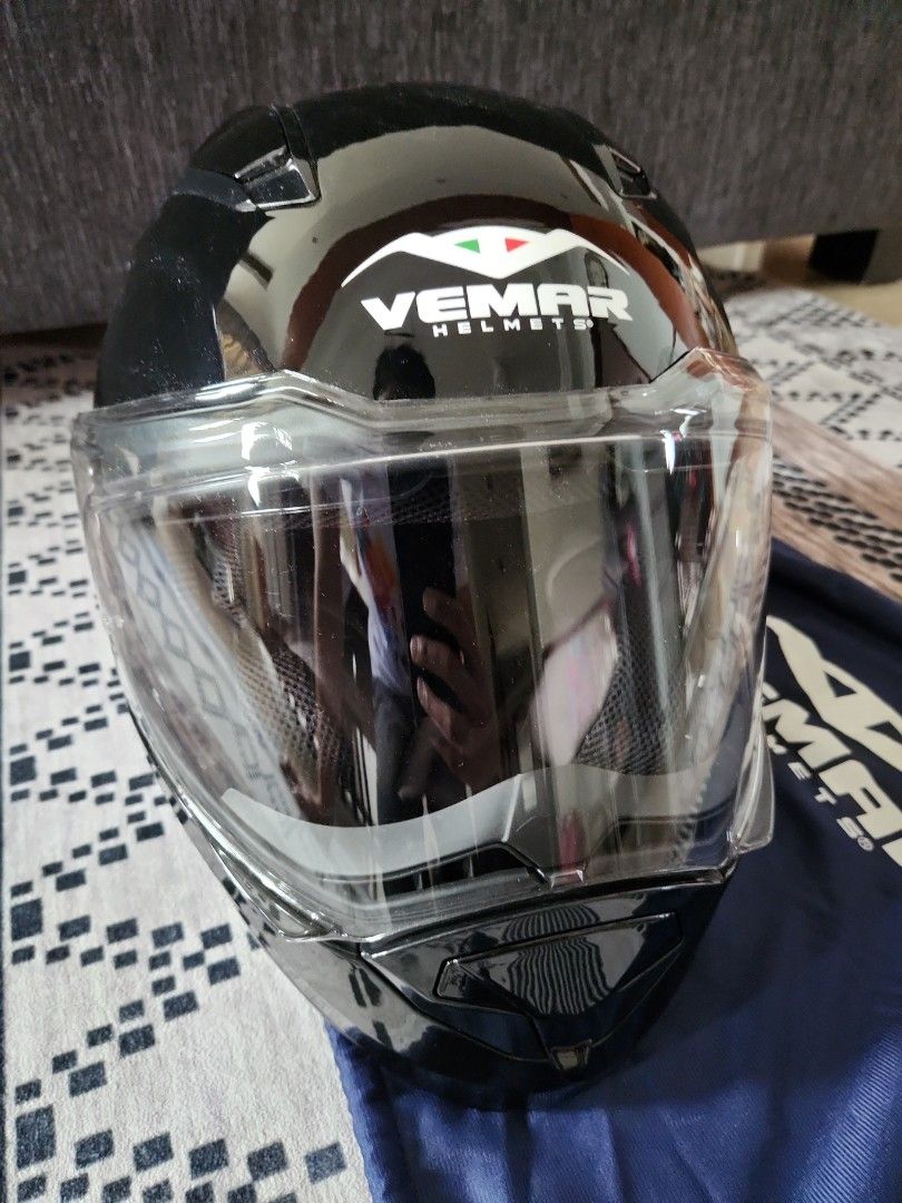 VEMAR SHARKI MODULAR HELMET, Motorcycles, Motorcycle Apparel on Carousell