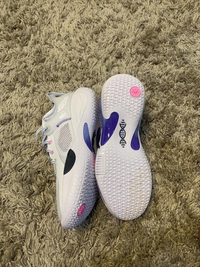 Wade Fission 8, Women's Fashion, Footwear, Sneakers on Carousell