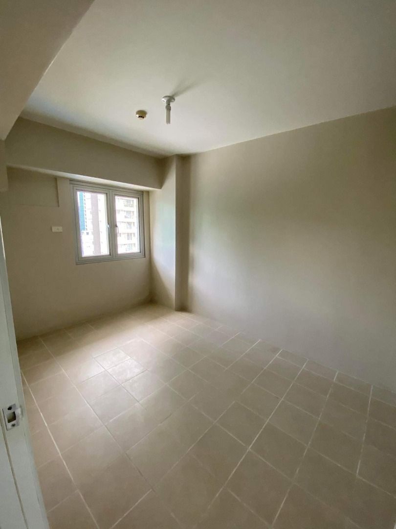 1 Bedroom Avida 9th BGC (brand new) on Carousell