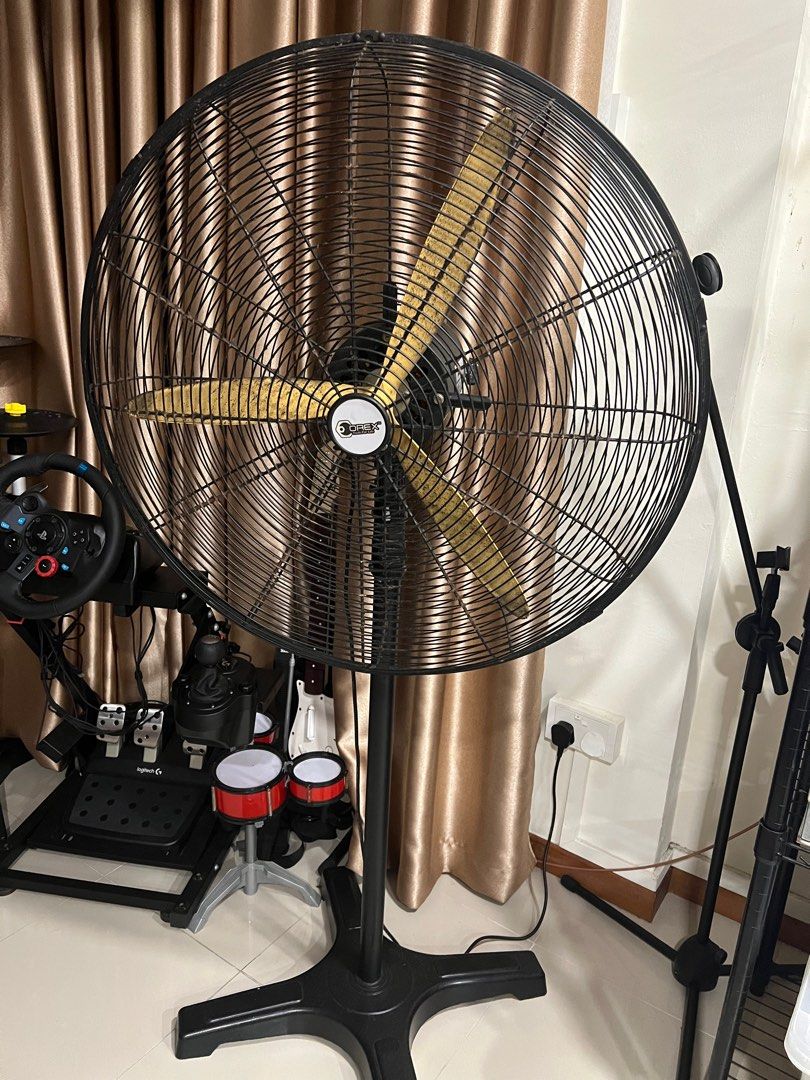 26 INCH INDUSTRIAL STAND FAN, Furniture & Home Living, Lighting & Fans ...