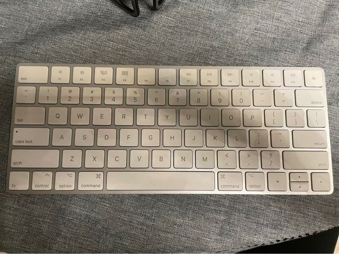 [Apple] Magic Keyboard, Computers & Tech, Parts & Accessories, Computer ...