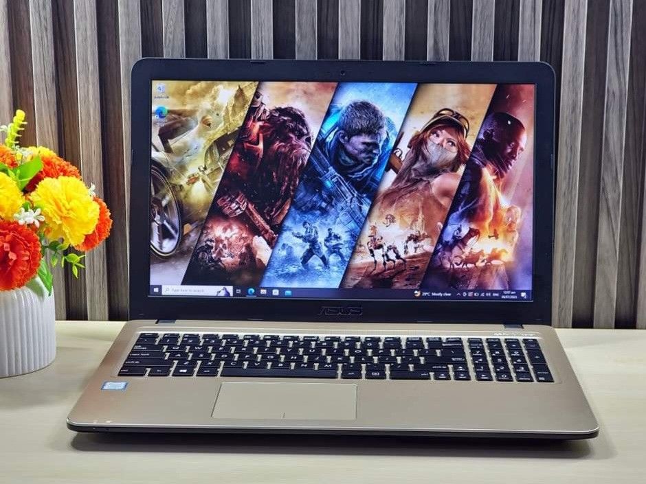 ASUS SonicMaster X540UPR i7-8Th Gen 8Gb Ram 128Gb SSD AMD Radeon HD ...