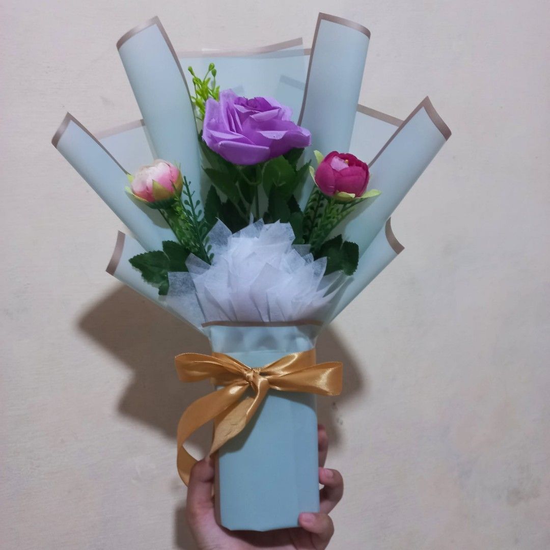 Buket bunga palsu, Desain & Kerajinan Tangan, Karya Seni di Carousell