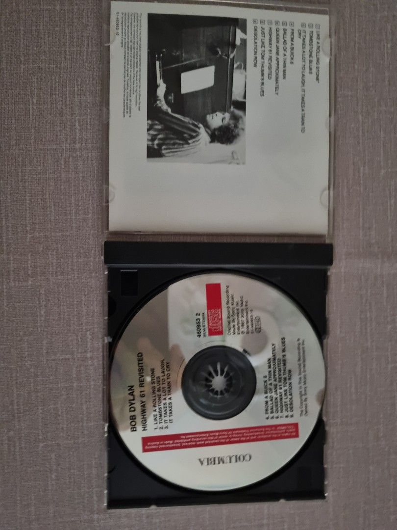 CD Bob Dylan Highway 61 Revisited, Hobbies & Toys, Music & Media, CDs & DVDs on Carousell