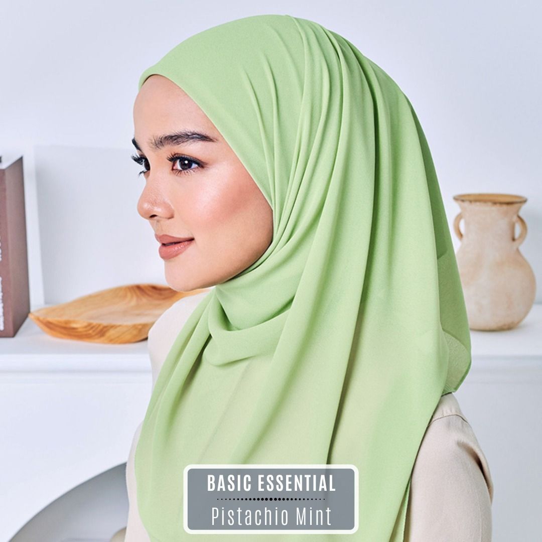 Alhumaira Basic Essential Plain Shawl, Women's Fashion, Muslimah Fashion, Hijabs on Carousell