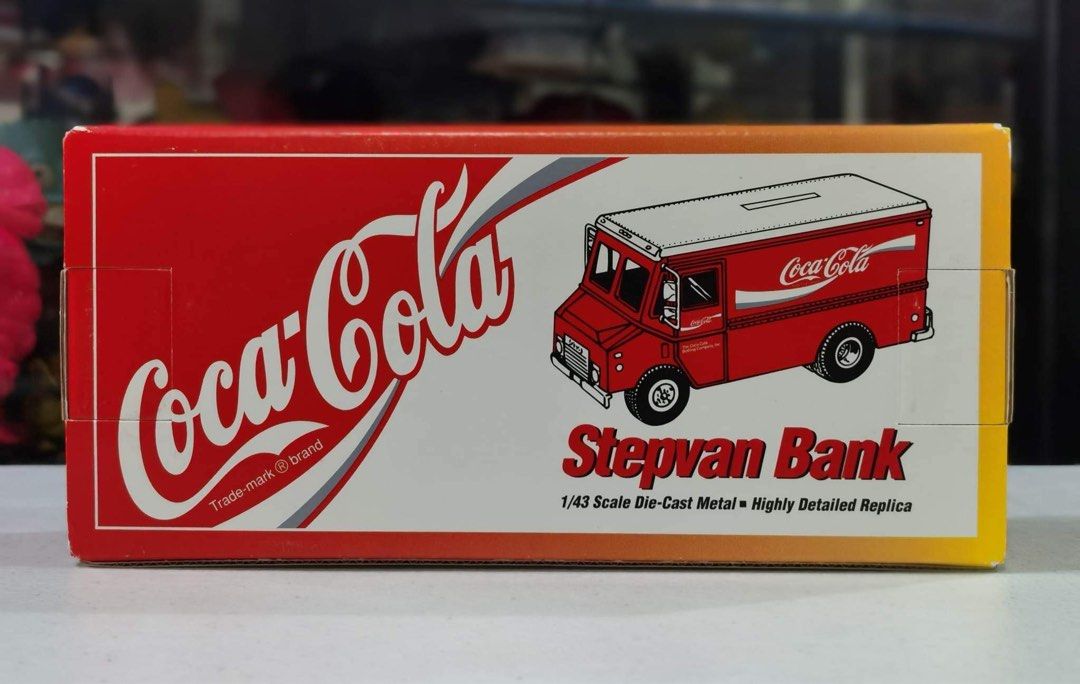 Coca Cola StepVan Bank W/Key 1996 1/43 Scale Coin bank, Hobbies & Toys ...