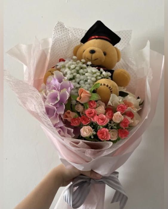Convocation flower bouquet graduation artificial, Hobbies & Toys ...