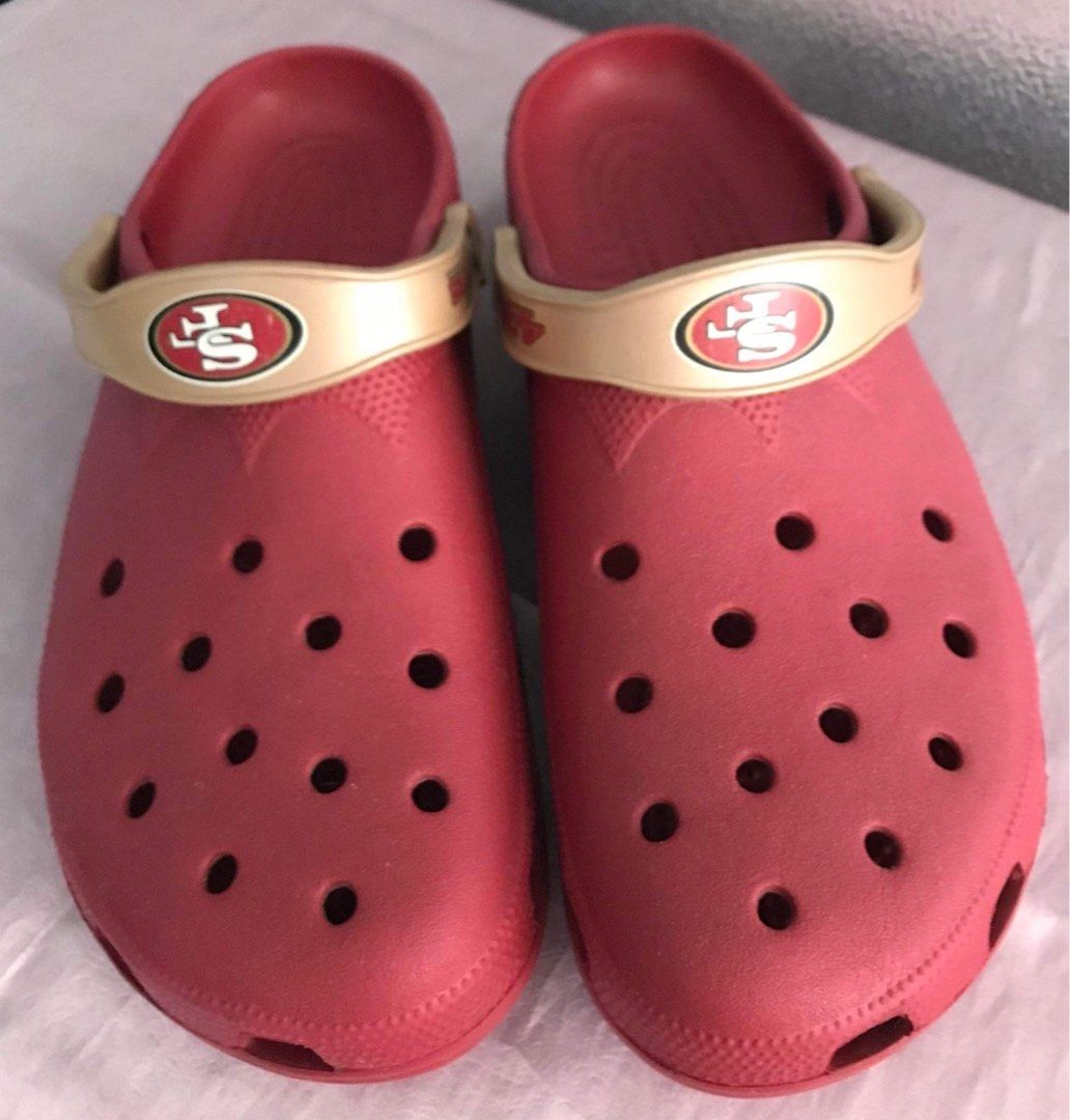 Crocs Red Original (SIZE 15), Men's Fashion, Footwear, Slippers ...