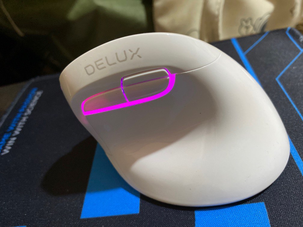 DELUX M618 Mini Bluetooth + Dual Mode Vertical Ergo Mouse + Free ...