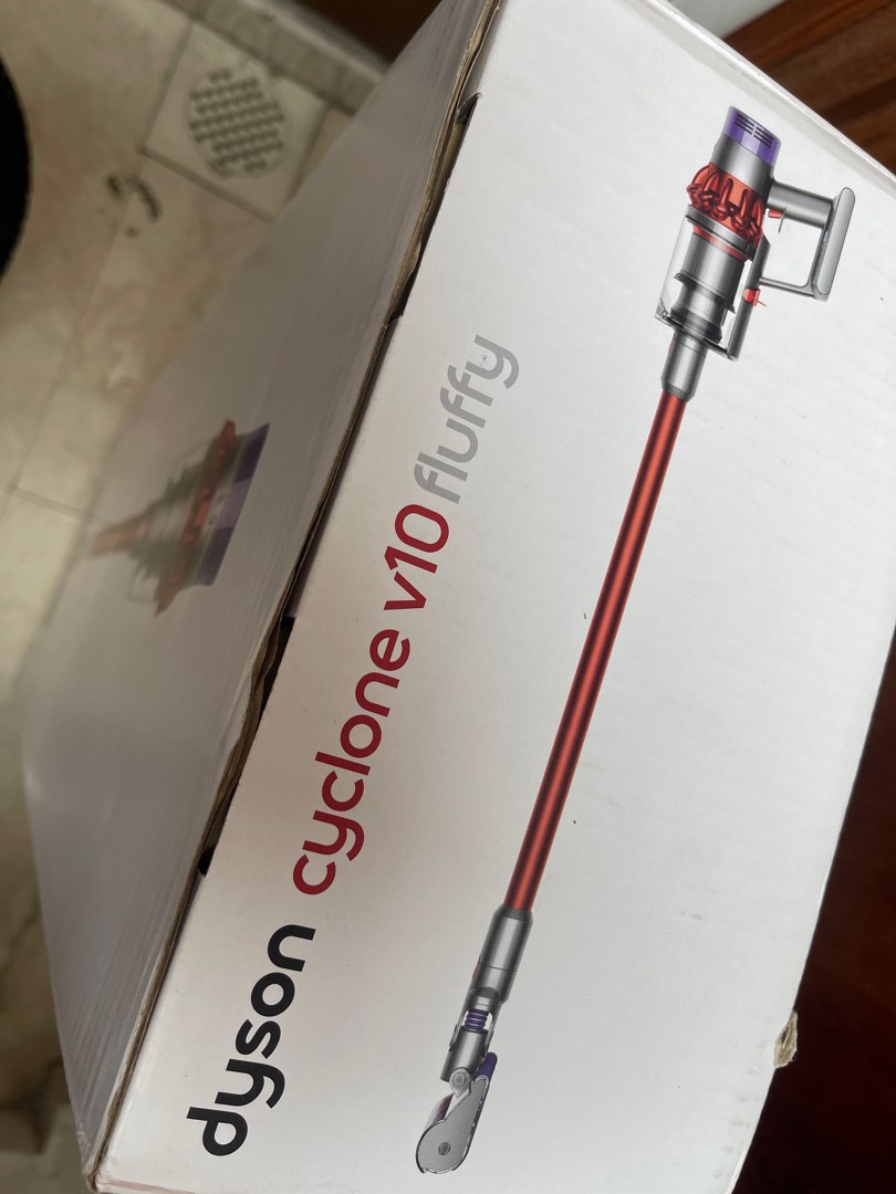 Dyson Cyclone V10 Fluffly BNIB, TV & Home Appliances, Vacuum Cleaner ...