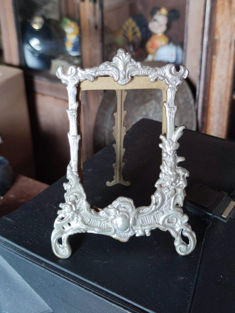 Frame Gambar Antik, Hobbies & Toys, Collectibles & Memorabilia, Vintage ...