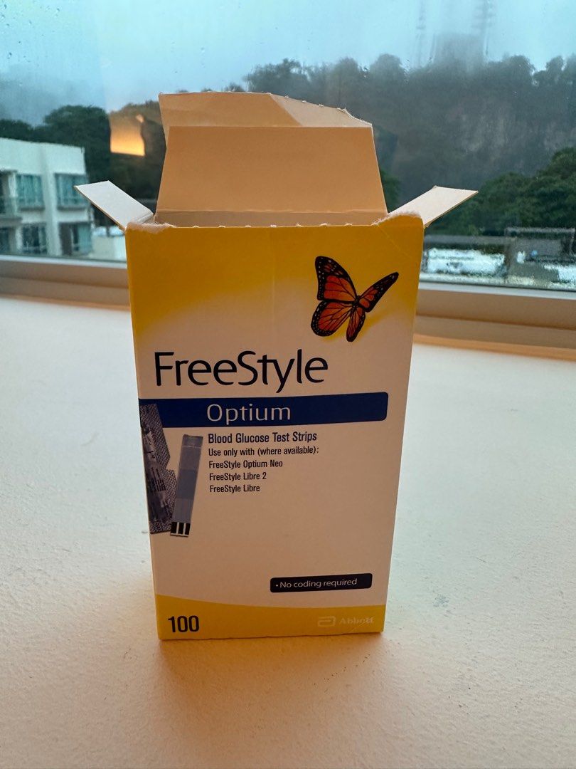 (Free delivery) Abbott Freestyle Optium Neo Glucose Monitor Lancet and ...