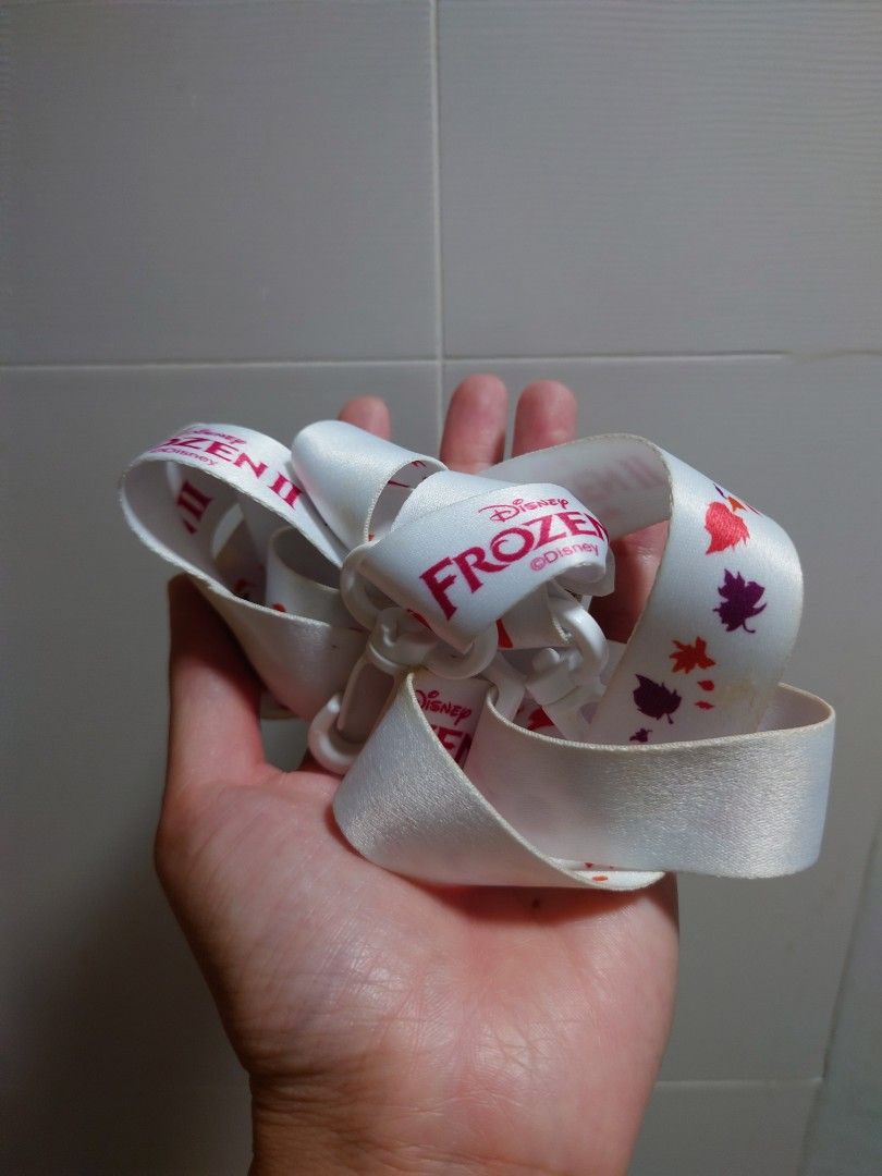 Frozen popcorn bucket from Disneyland Shanghai, Hobbies & Toys ...