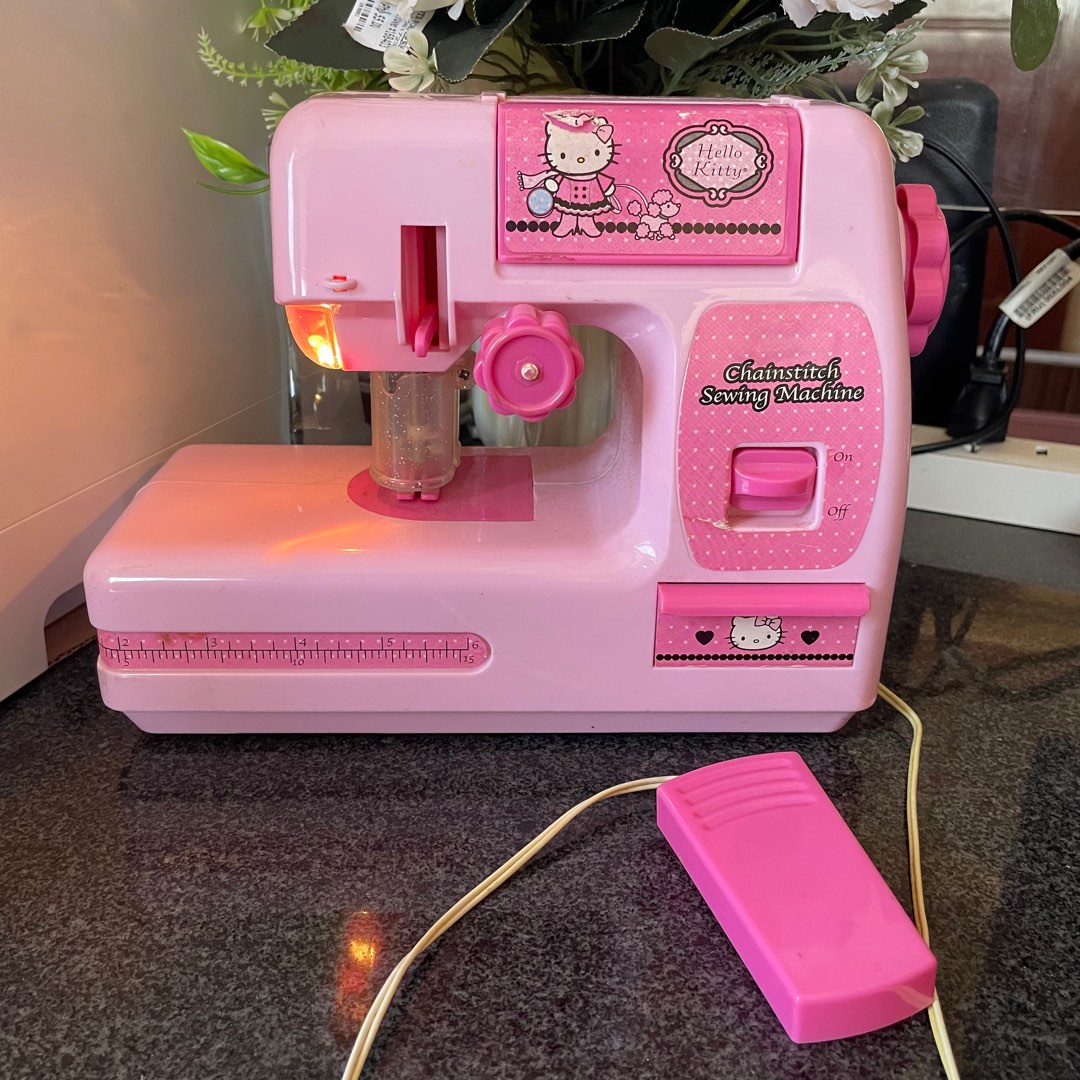 HELLO KITTY SEWING MACHINE on Carousell