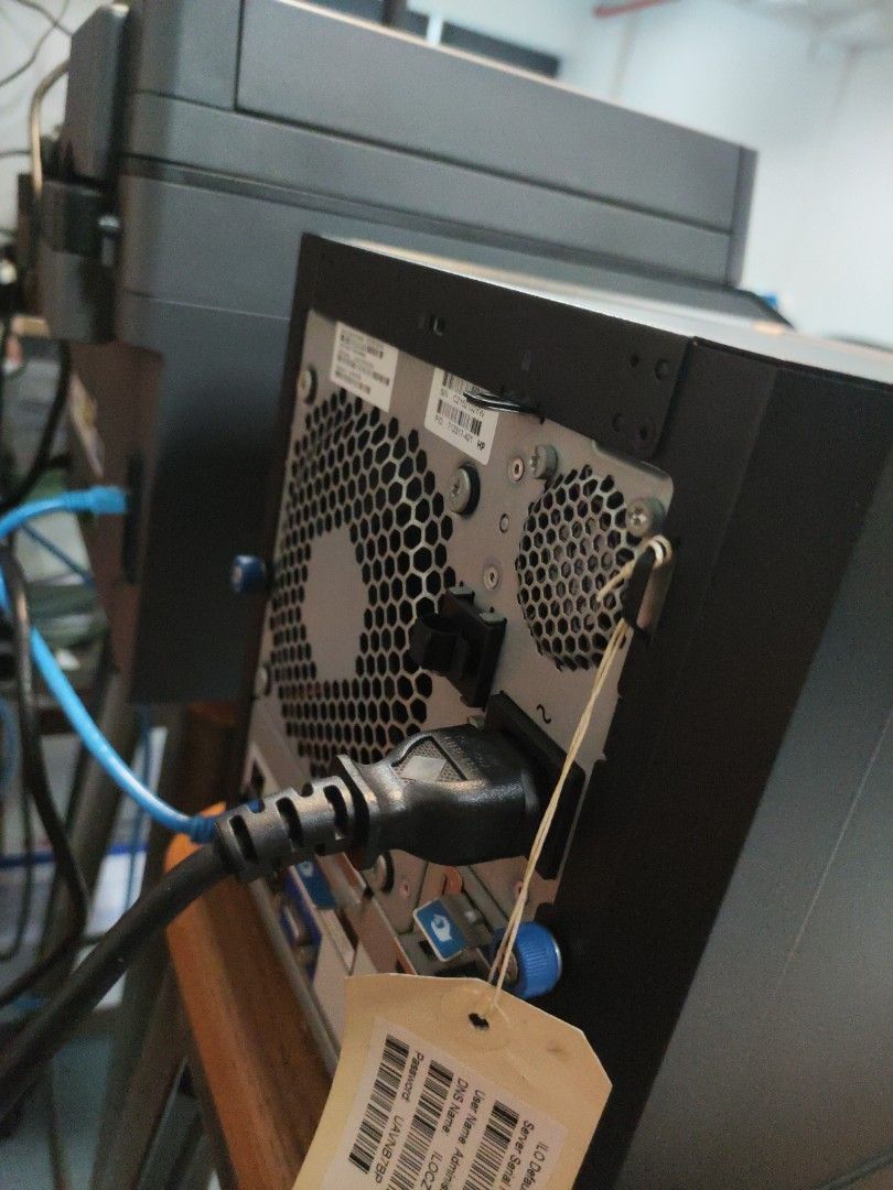HP Proliant MicroServer Gen8 NAS 4TB i3/6GB, Computers & Tech, Parts ...