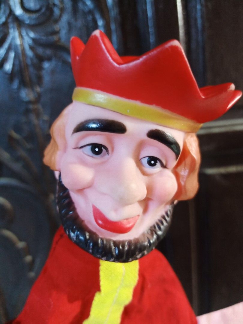 KING HUMAN HAND PUPPET on Carousell