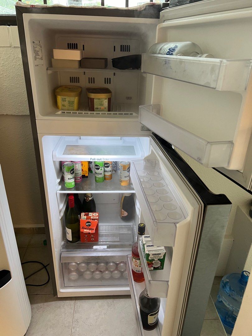 LG fridge GN-B222SQBB, TV & Home Appliances, Kitchen Appliances ...