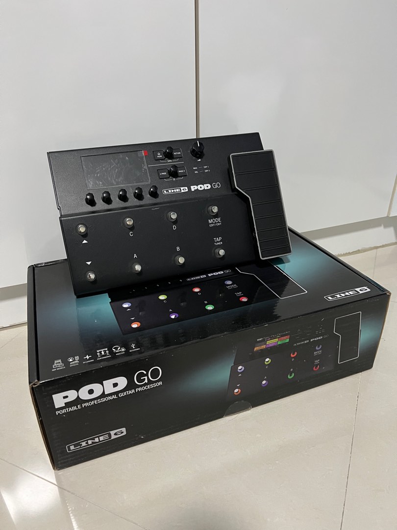 Line 6 Pod Go w/ Gator Case, Hobbies & Toys, Music & Media, Music ...