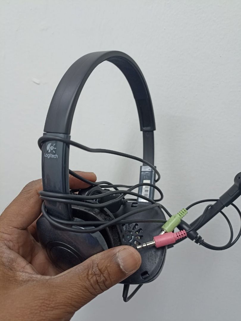 Logitech Headphone With Mic Audio Headphones Headsets On Carousell