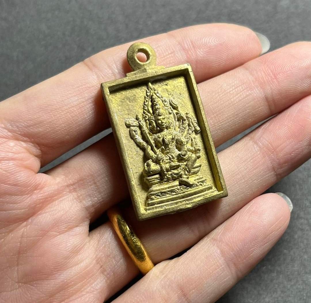 LP Ruay 2557 Phra Phrom, Hobbies & Toys, Memorabilia & Collectibles ...