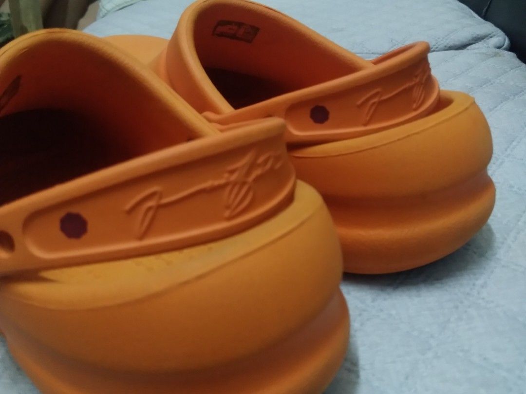 MARIO BATALI BISTRO CROCS on Carousell