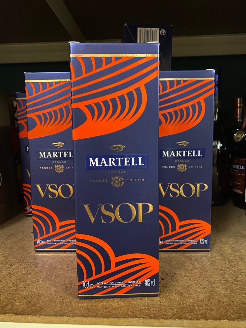 Martell Vsop Aged in Barrel(700m), Food & Drinks, Alcoholic Beverages ...